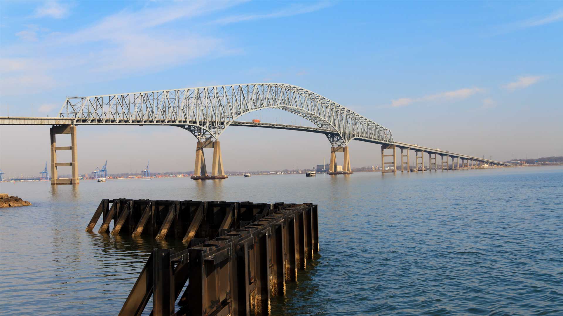 Maersk vessel collapses Baltimore bridge - Metro