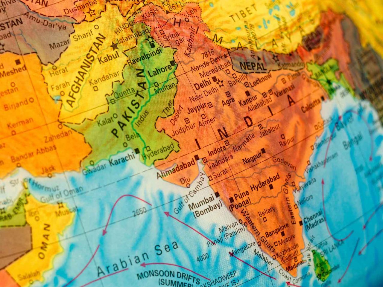 India and Pakistan Impose Cargo Bans - Metro